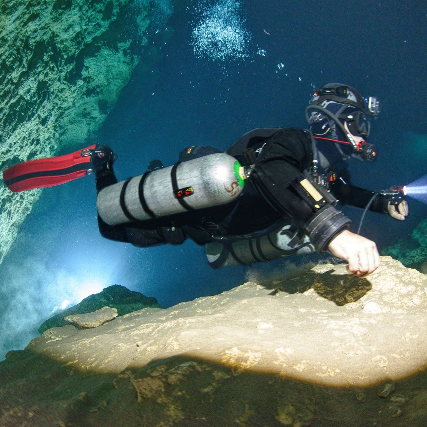 Sidemount Diver